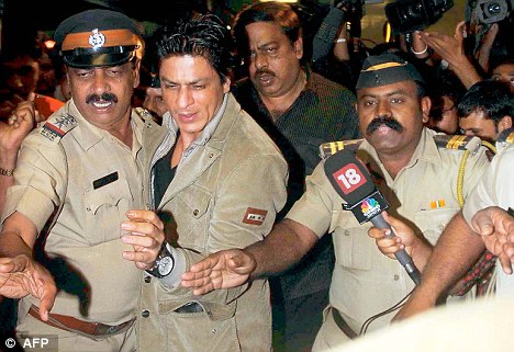 Mumbai Police Grants Y-Plus Security to Shah Rukh Khan - SRK Kajol ...